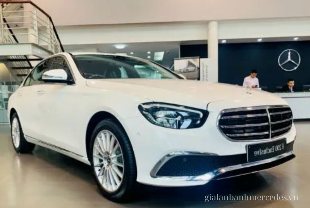 Mercedes E200 2021 Giá Bao Nhiêu Tại Thời Điểm 2025? - Giá Lăn Bánh ⁣Mercedes-Benz
